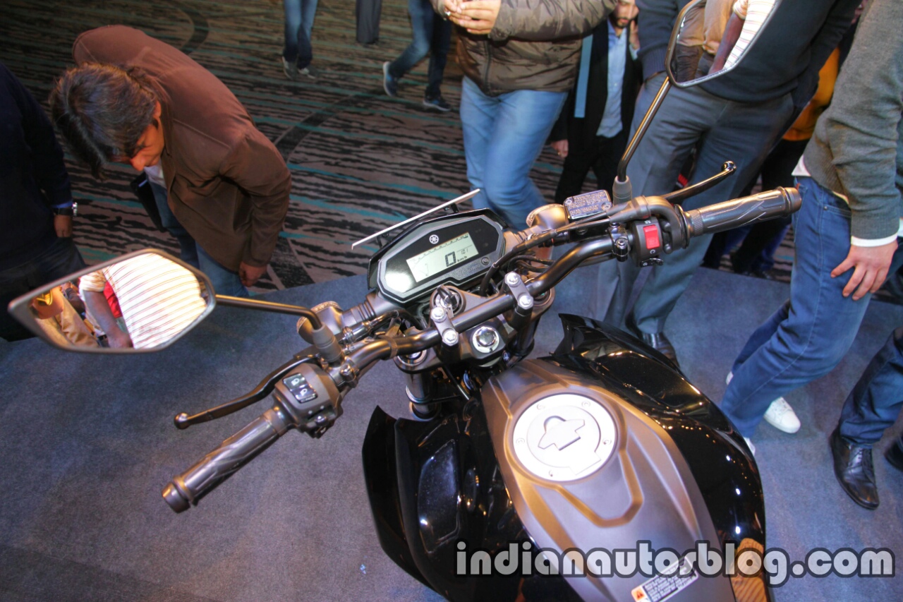 Yamaha FZ25 - Calon Raja Motor Touring? - AndiG.Com