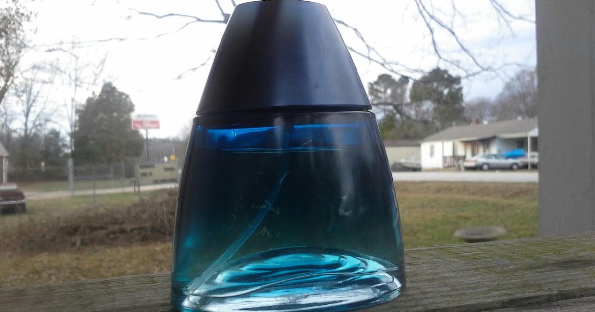 Musings of a Fraghead: Avon Blue Rush Intense Review