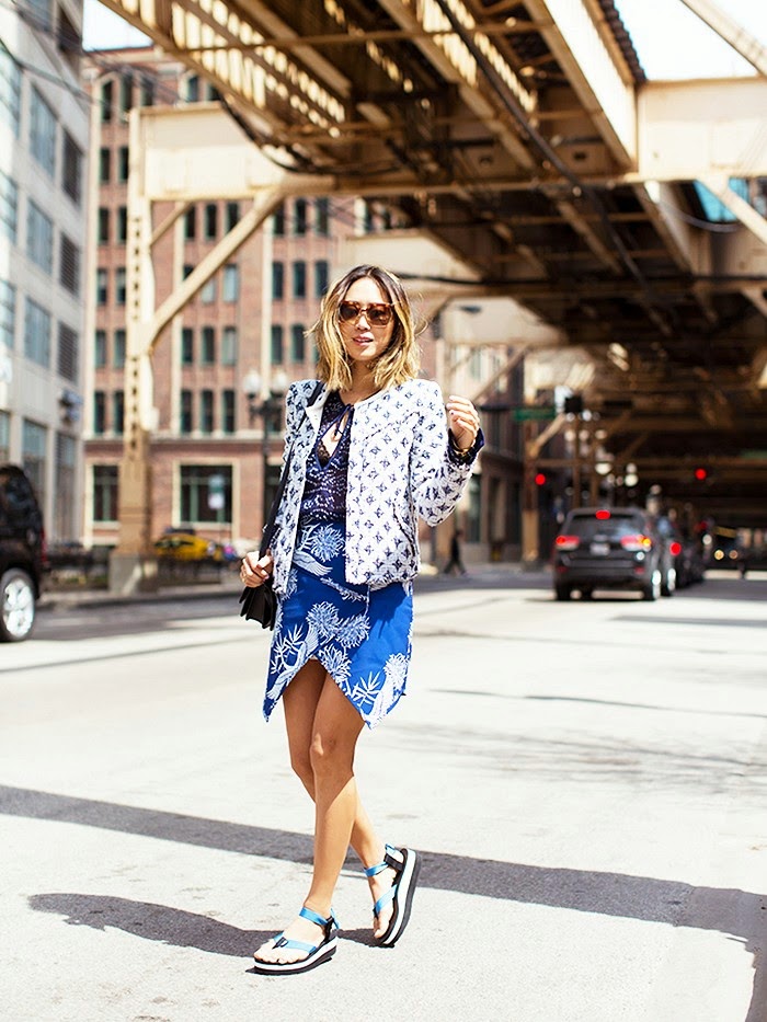 Parisienne: 22 Chic Outfit Ideas for When You Have Absolutely Nothing ...