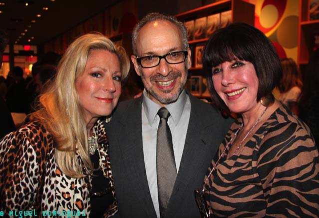 NYC Culture/Style: THE BEATLES ON THE ROAD 1964-1966 by Harry Benson ...