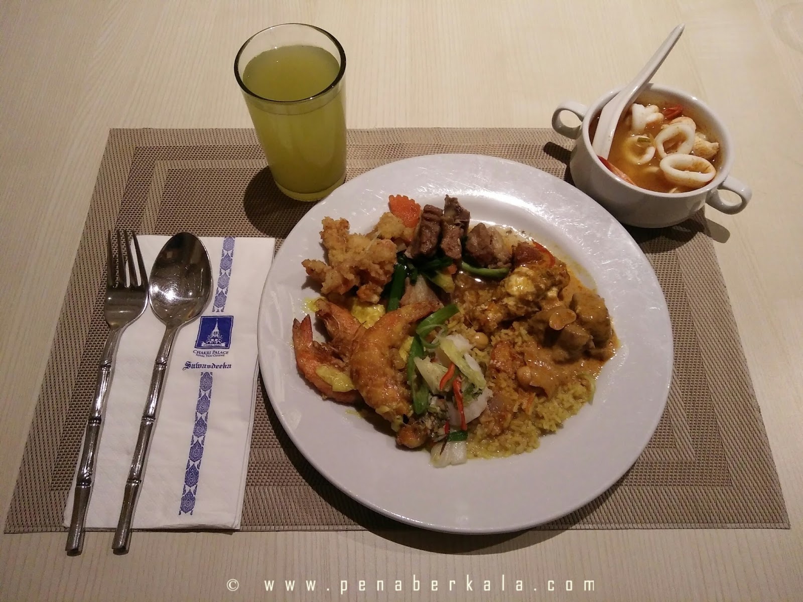 MAKANAN THAI | BUFFET RAMADAN DI CHAKRI PALACE, KLCC