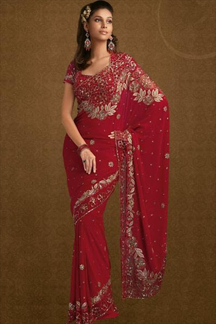 Tourist Attraction India: Indian Dress Saree for Women