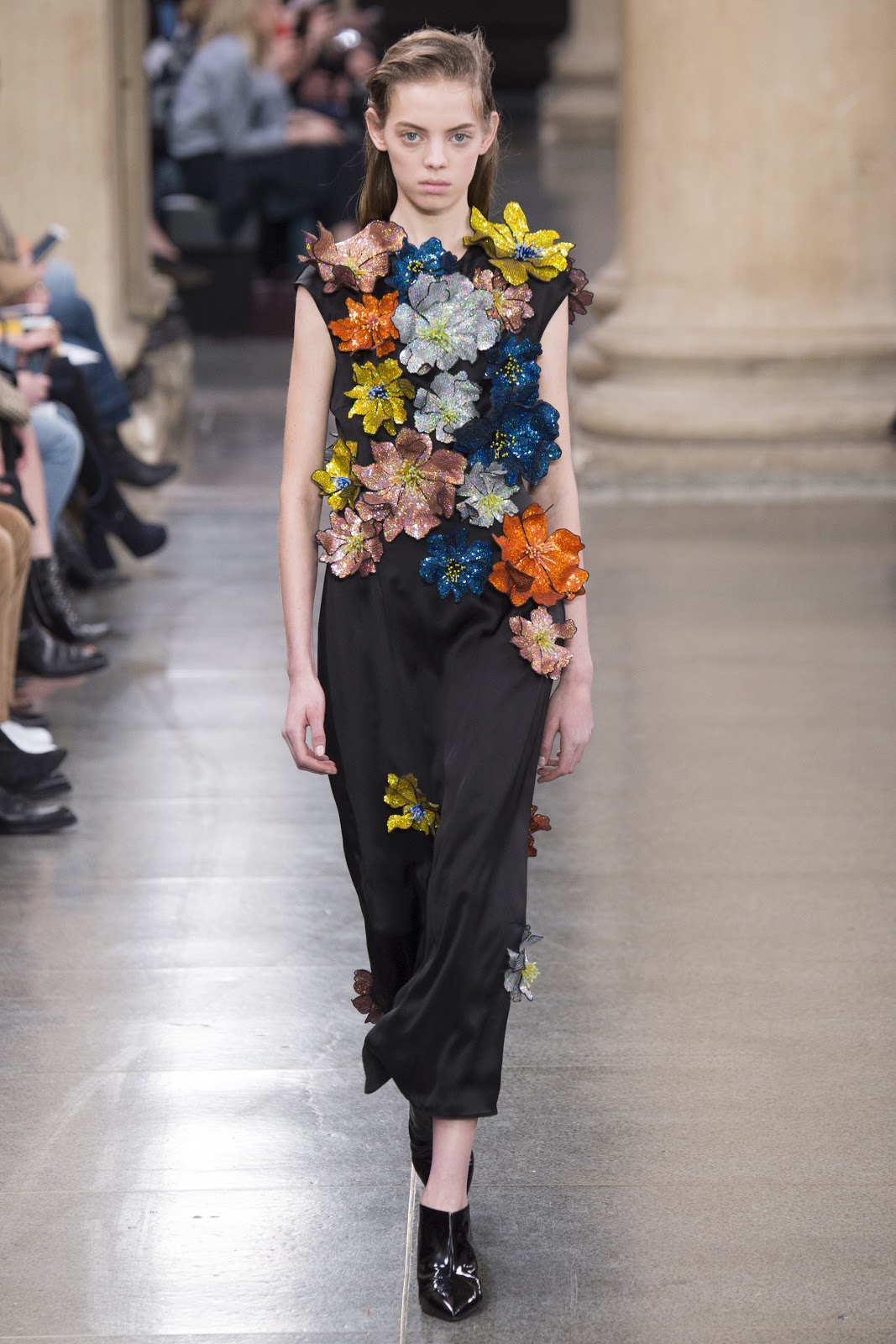 Runway: Christopher Kane Fall 2017 RTW | Cool Chic Style Fashion