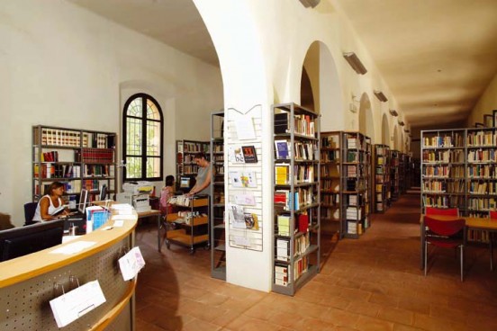 La Biblioteca Italiana Delle Donne (ITALIA)