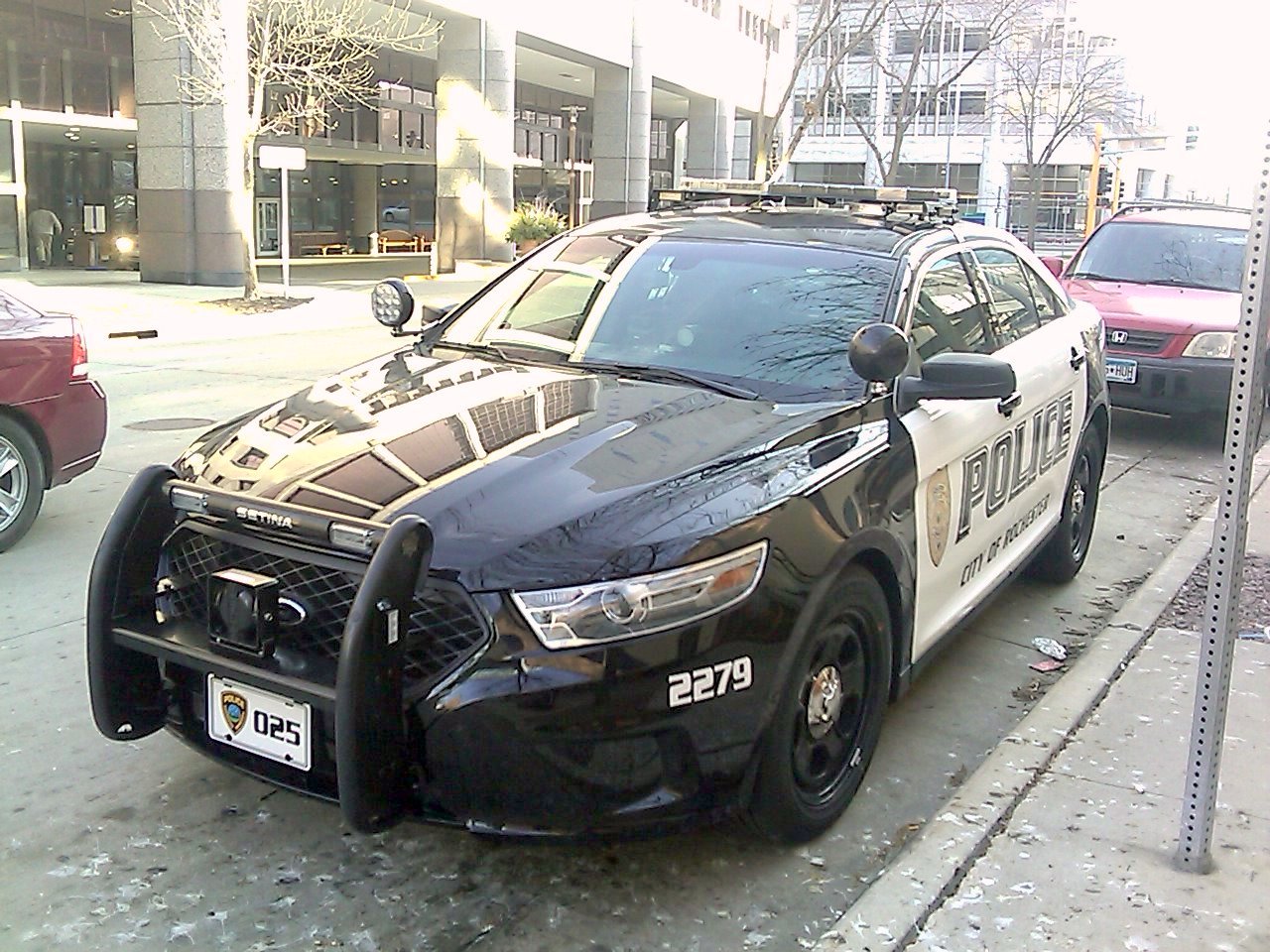 What's On First: Rochester MN Police 2013 Ford Taurus FWD