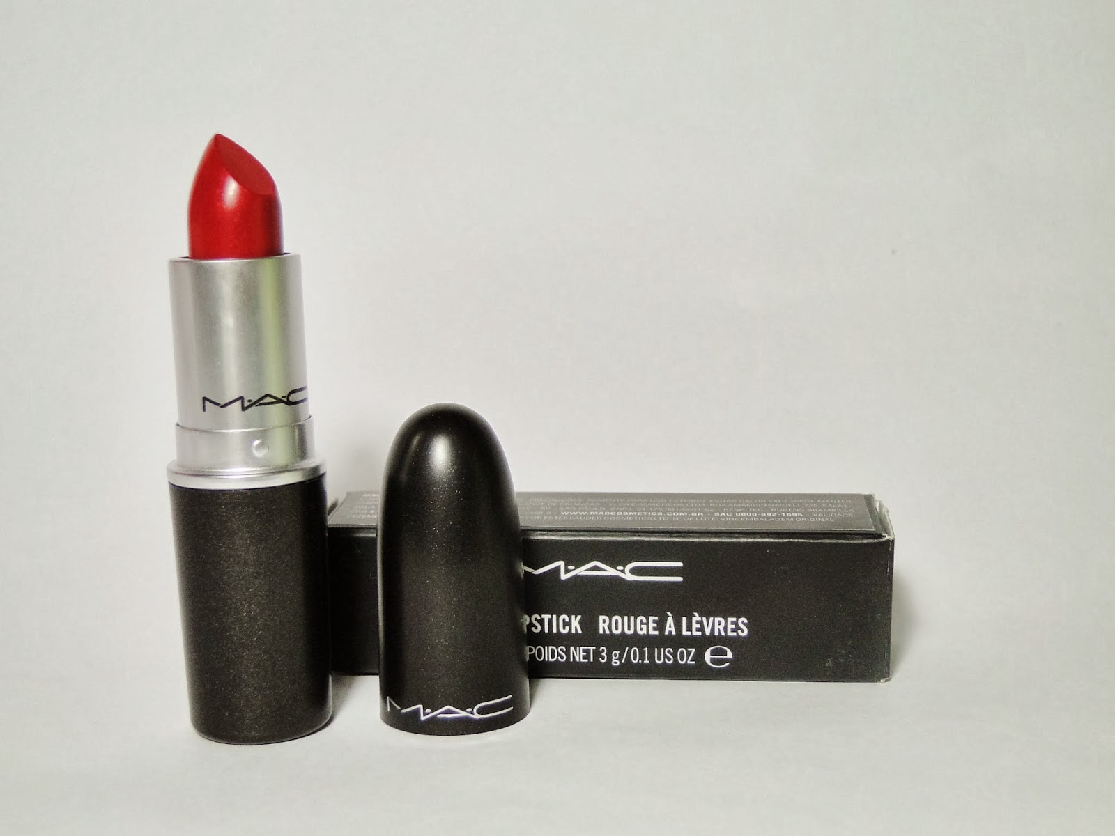 DERMAIS: BATOM MAC RED