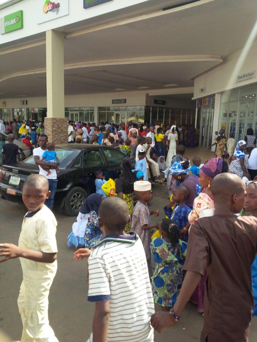Stella Dimoko Korkus.com: Shoprite In Ilorin Shuts Its Doors Because ...