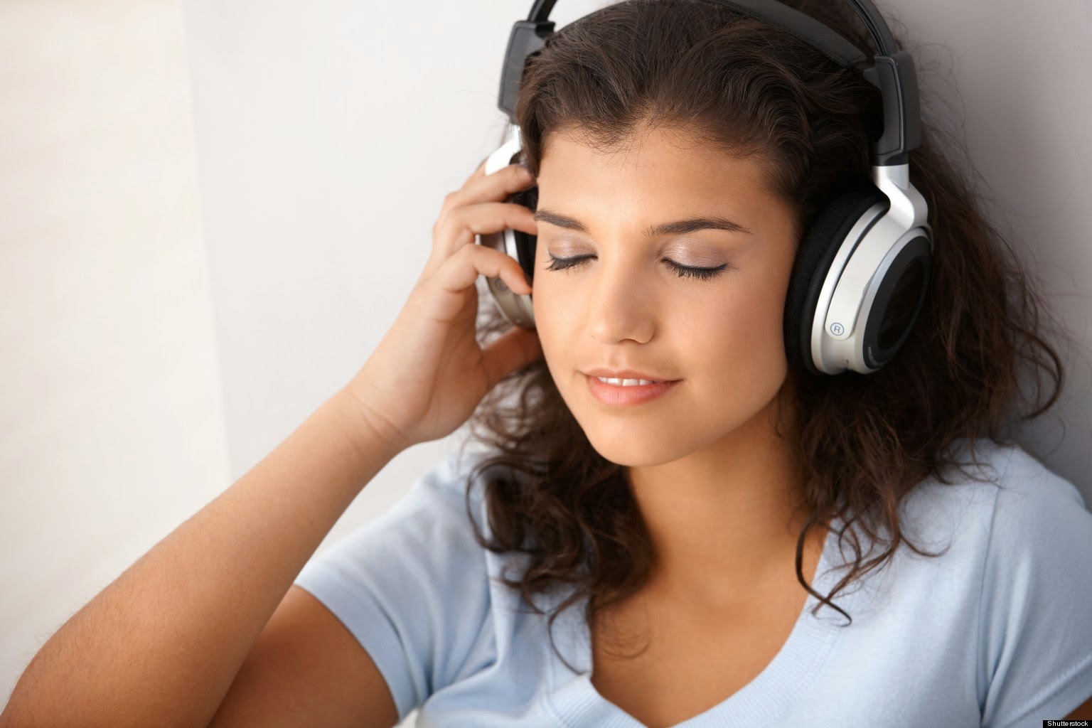 Musifesta: Portugueses ouvem rádio e música entre casa e trabalho.