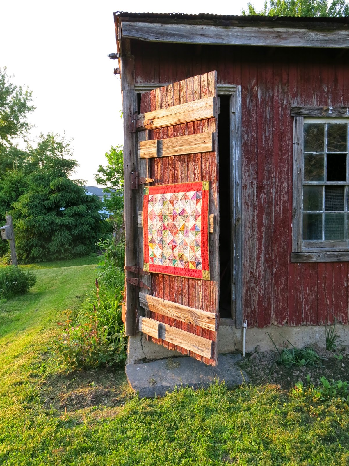 Miss Andrea Quilts: Quilt Photo Shoot at the Umholtz's