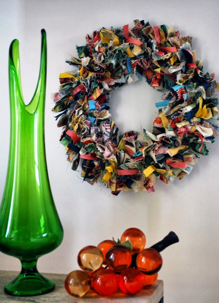 20 DIY Upcycled Wreaths for Every Occasion! | thee Kiss of Life Upcycling