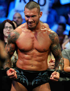 WWE In live!!!!: RANDY ORTON vs CODY RHODES