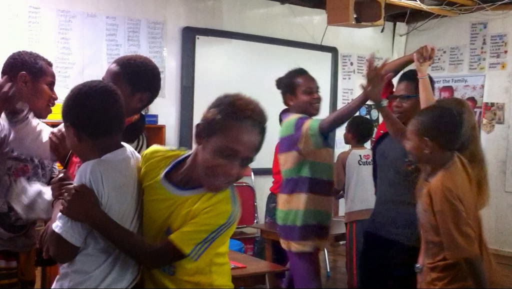 Theo en Wiljanne Vreugdenhil in Papua: SSB (2) – Trainen en getraind worden