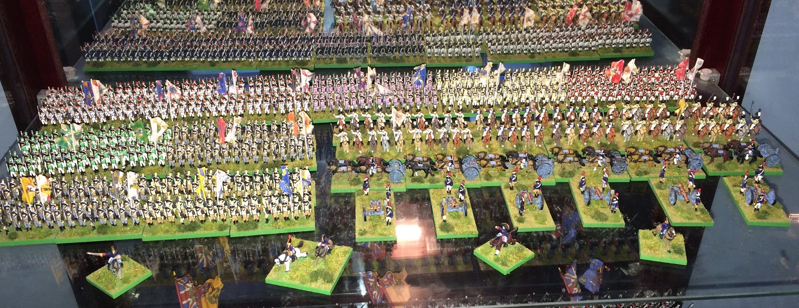 Lord Ashram's House of War: Some "toy soldiers on shelves" eye candy