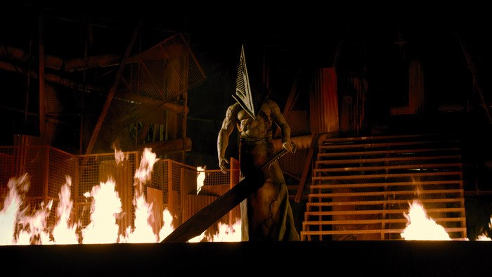 Silent Hill Revelation Pyramid Head Fight Scene