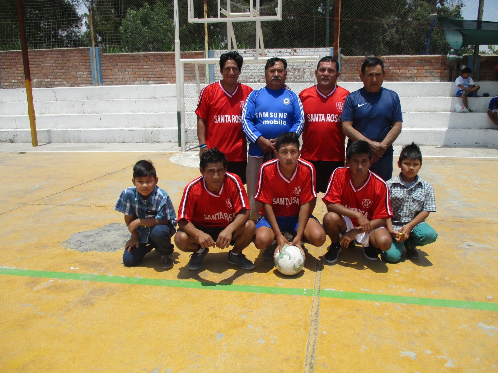 DEPORTES DE AREQUIPA: Recuerdan a su tierra con fulbito (FOTOS)