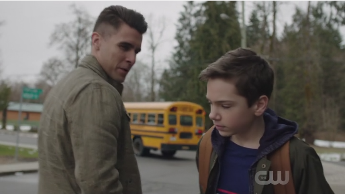 Arrow - Underneath - Review