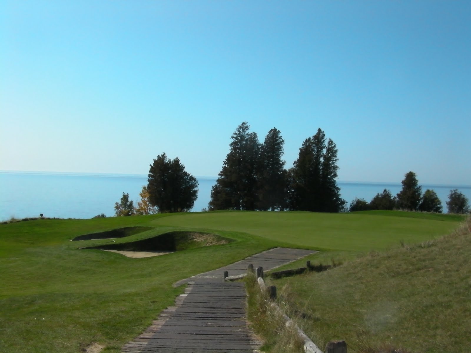 Golf Course and Equipment Reviews: Arcadia Bluffs (Arcadia, MI) Course ...