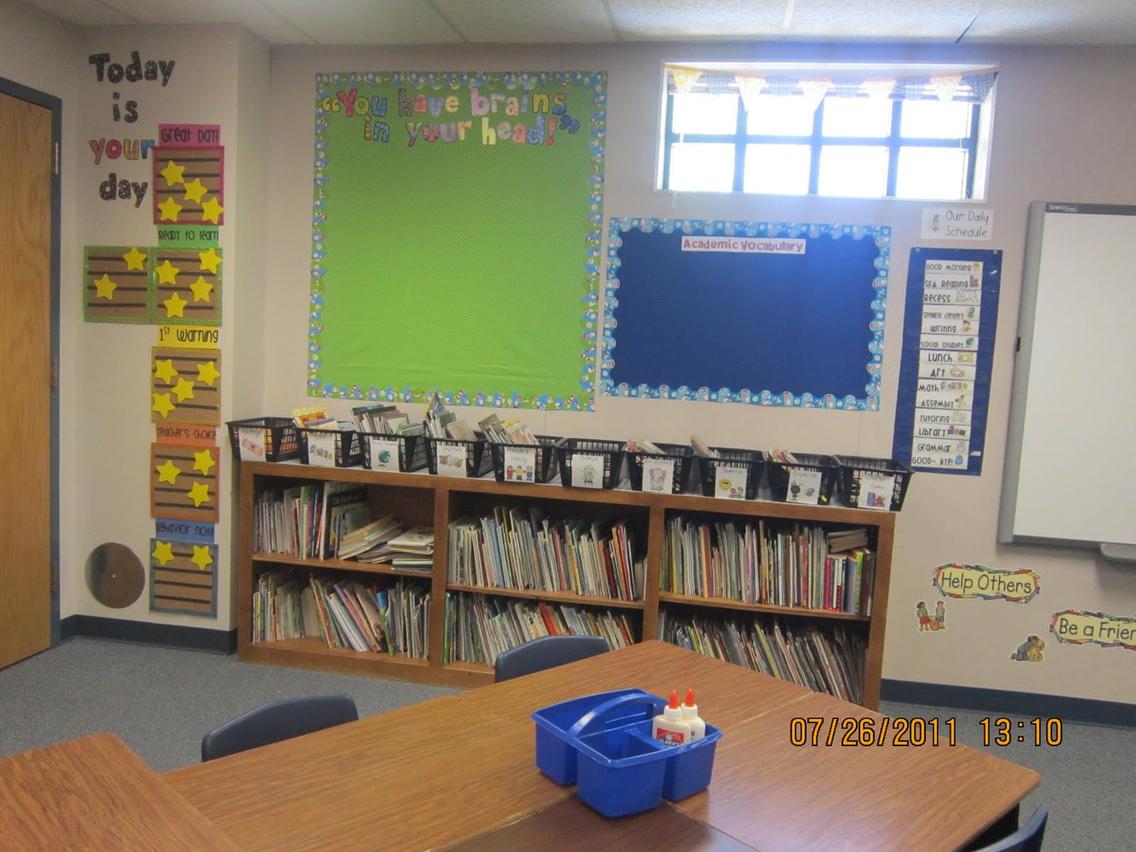 Teach from the Heart: MY very own 2nd grade classroom! :)