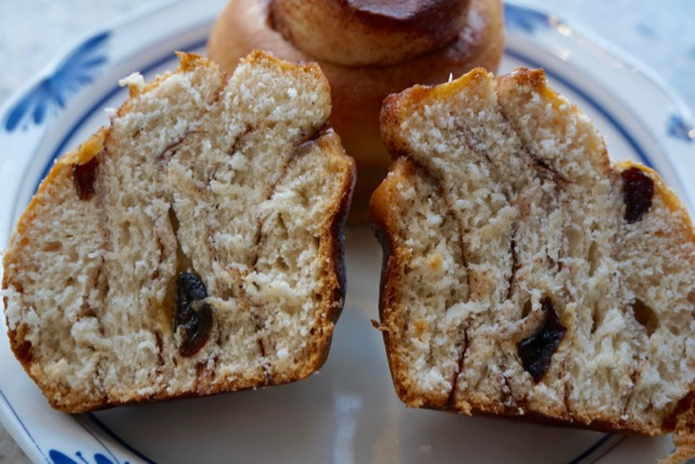 Norio on Wine and Food: Hogate's Rum buns ラムバンズ