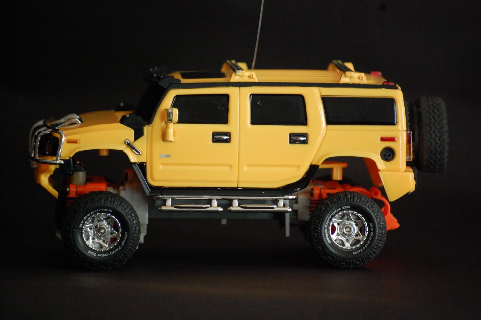 Southern Comfort Rc Garage: SUPER RARE MINT YELLOW H2 HUMMER "BIG BYRD"
