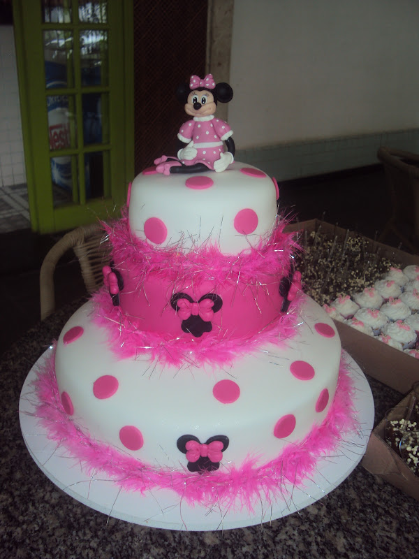 JASMIM DOCES E TORTAS: BOLO MINIE ROSA