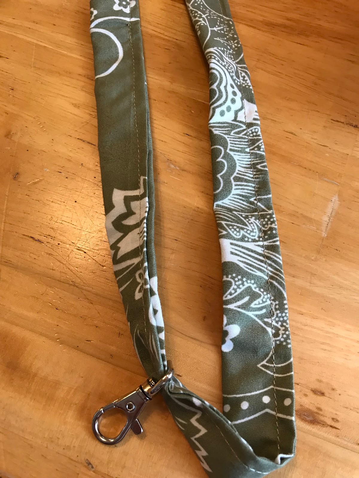 Sew Simple Projects: Super Easy Lanyard