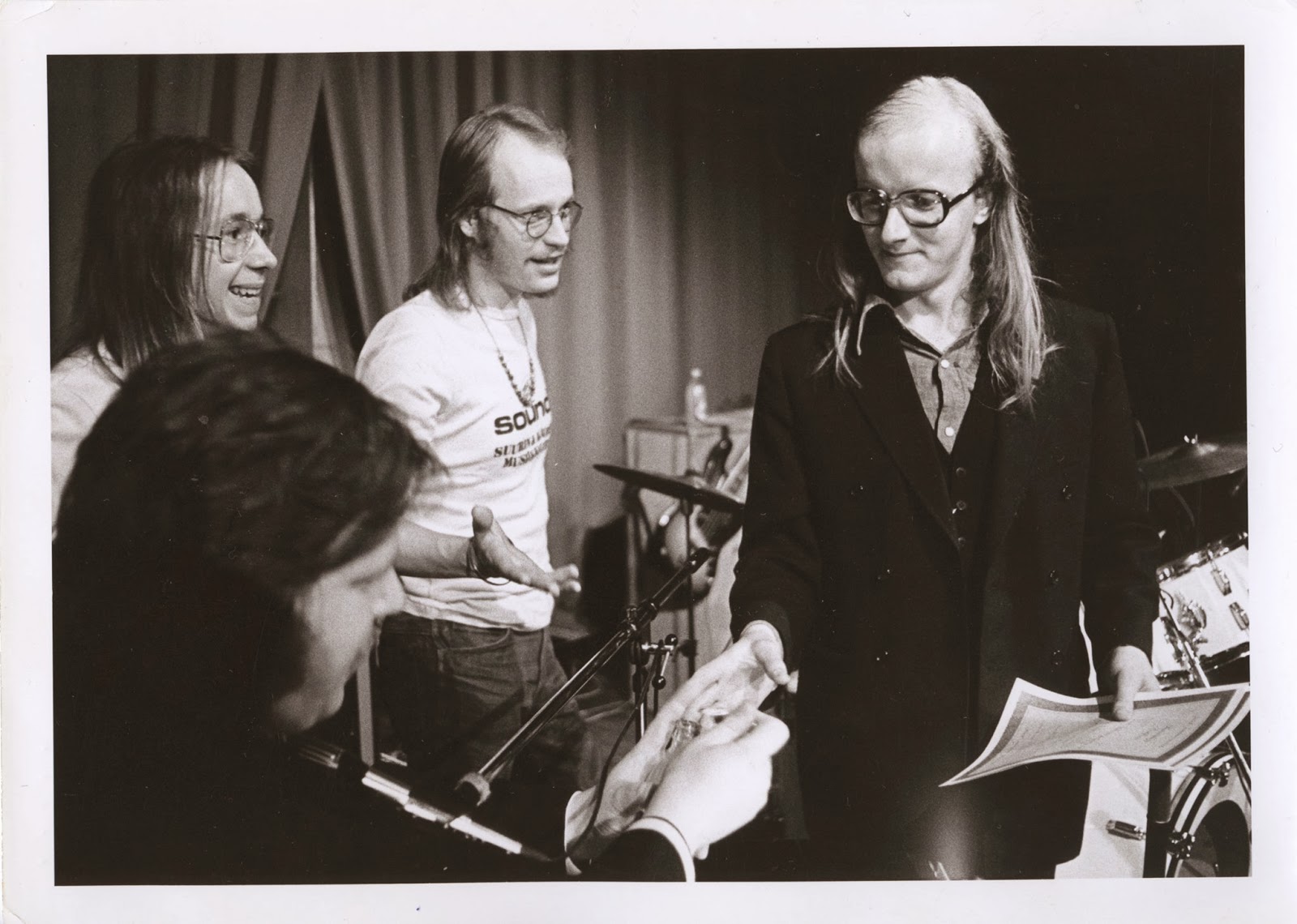 LEVYHYLLY: Juice Leskinen & Coitus int (1973)