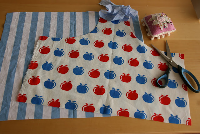 Maika Made: Peg Apron: a tutorial