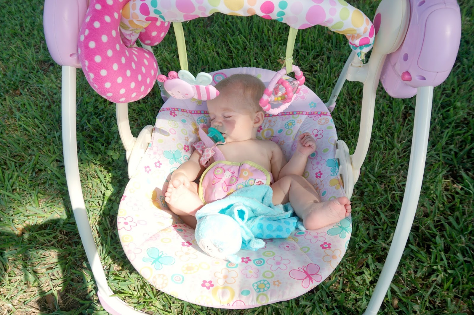 * Little House in the Country: Byyeeeee Summerrrrrrr!