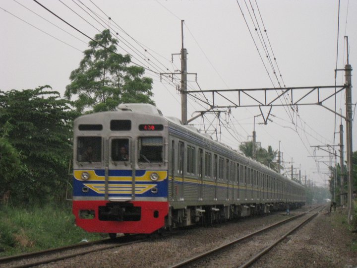 インドネシア鉄道ファン: さようなら Pakuan Express (1988 - 2011)