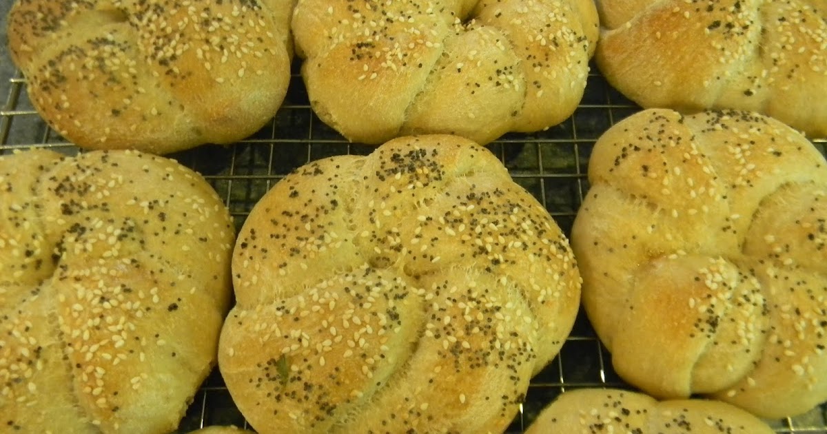 Home Joys: Kaiser Rolls