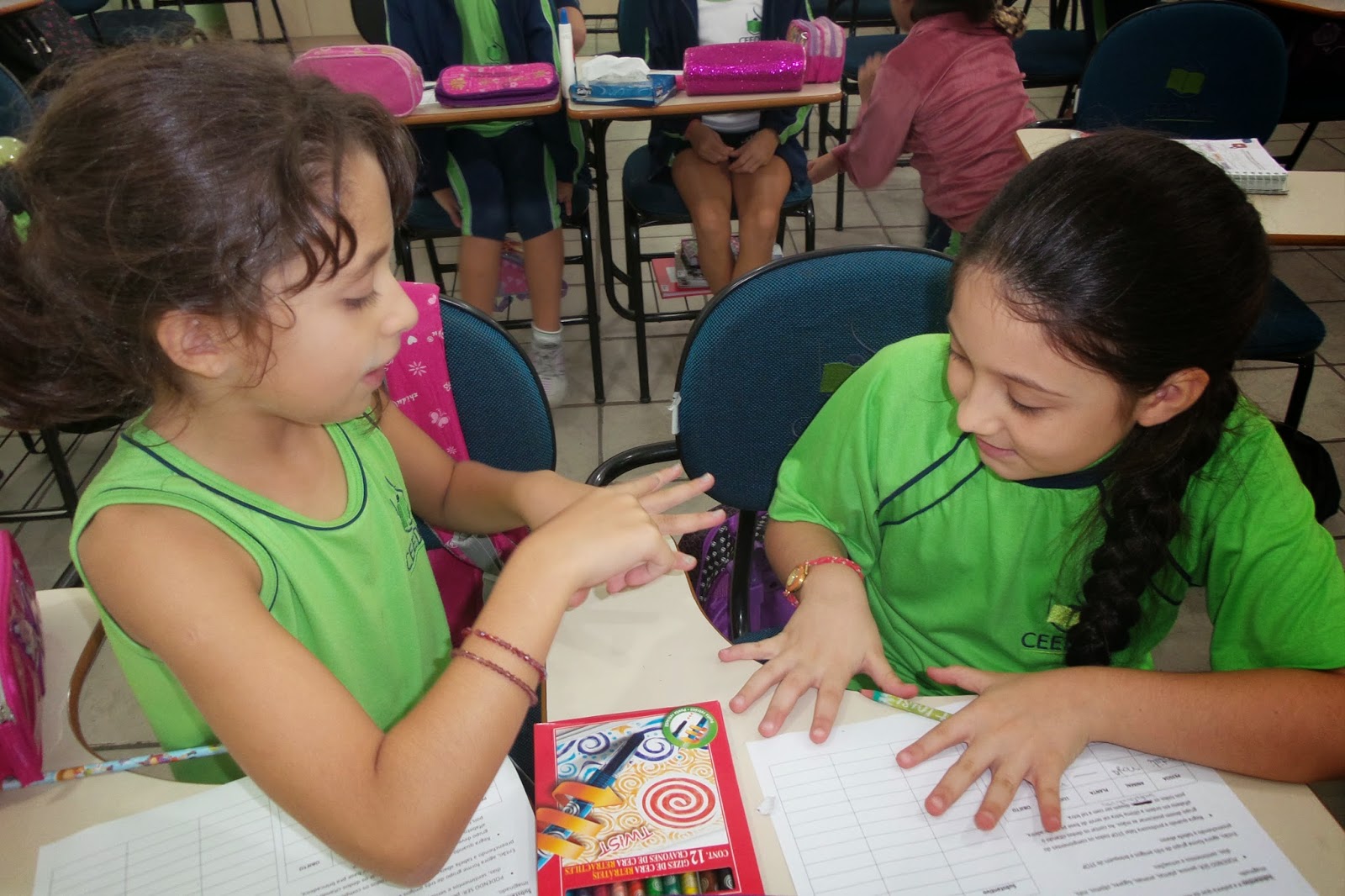 Blog do Colégio Evangélico do CEEDUC: Brincando de "STOP OU ADEDONHA ...