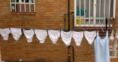EL SEXAGENARIO: ROPA TENDIDA