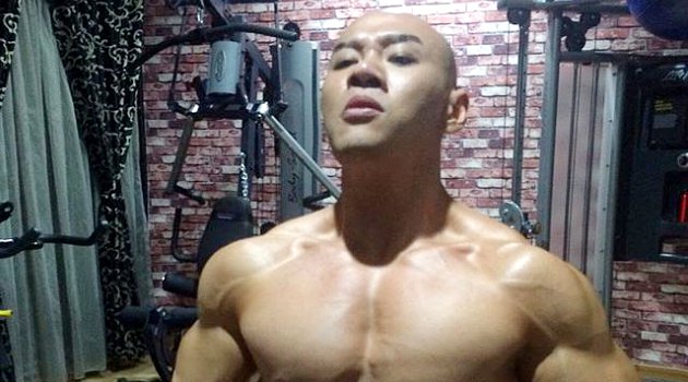 Unggah Potret Muda, Deddy Corbuzier Ogah Ulang Potongan Rambutnya ...