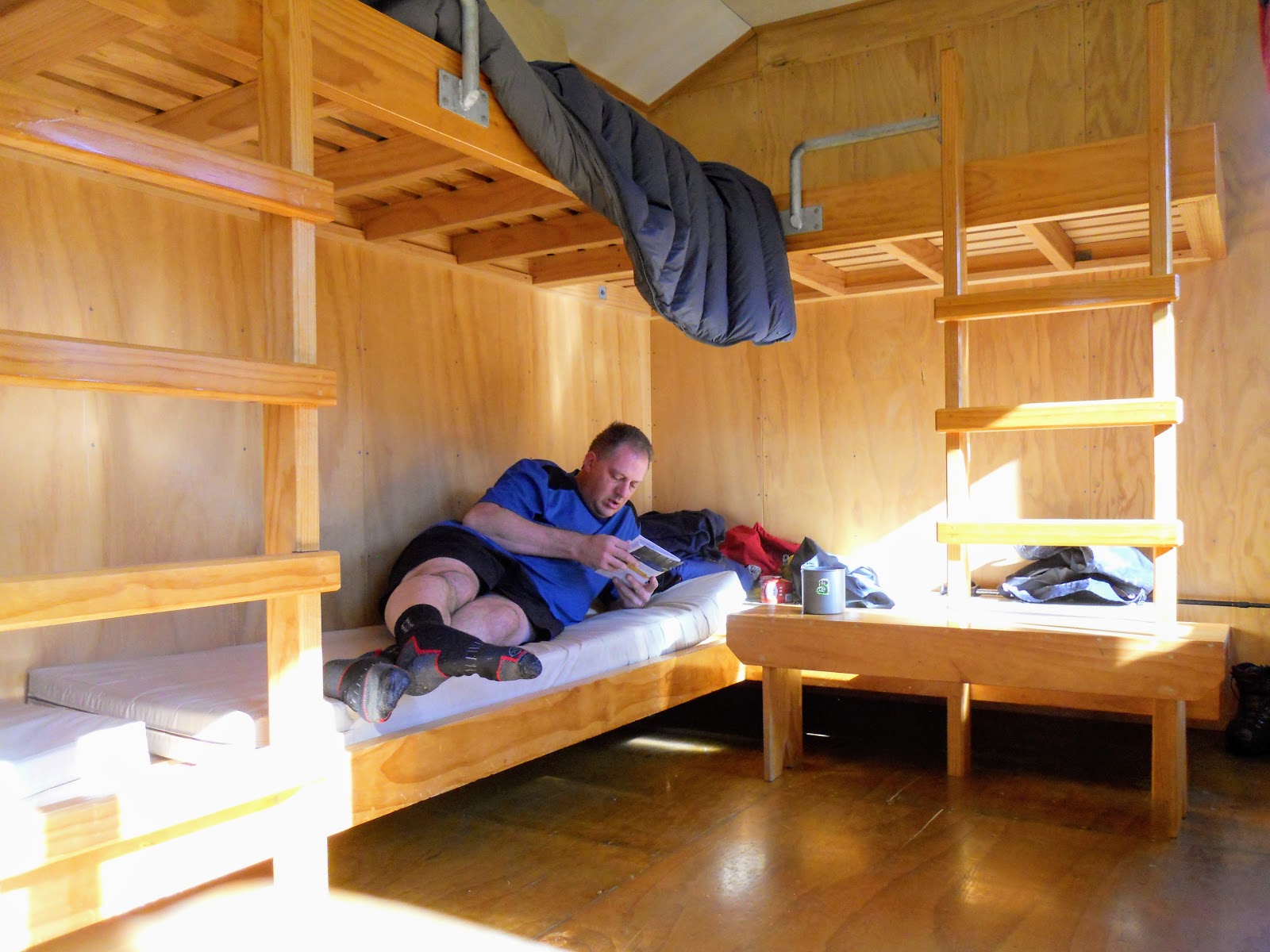 Tramping in the New Zealand backcountry: NZ Bush Adventures: Tramping ...