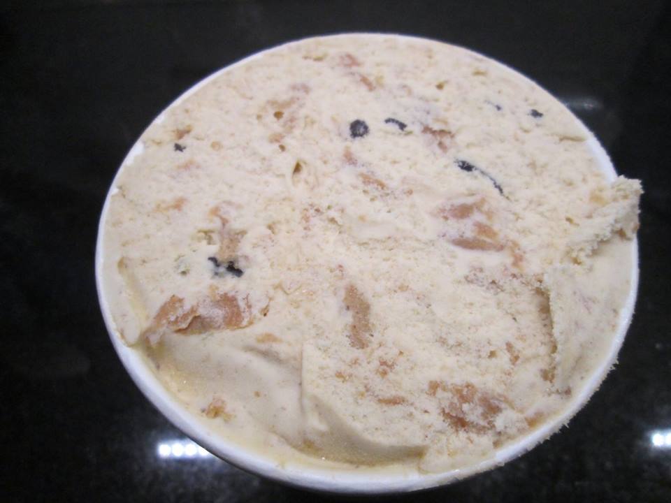 David's Ice Cream Reviews: Izzy's - Midnight Snack