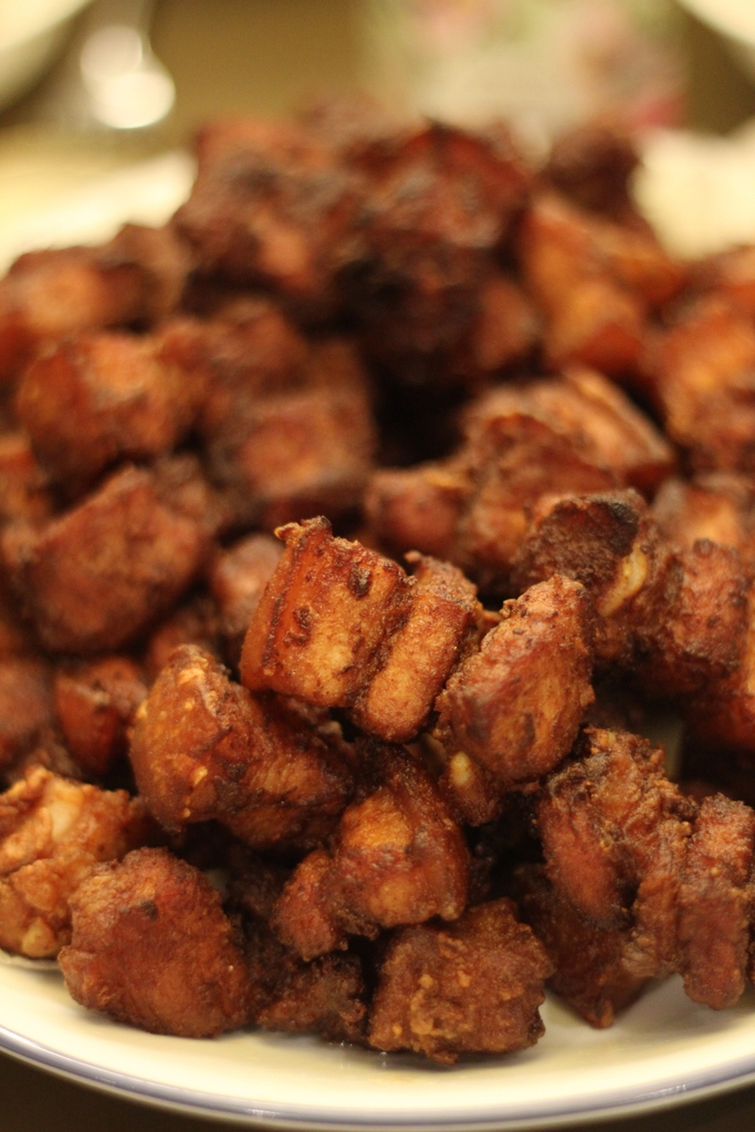 Auntie Ruby's Hakka Deep Fried Pork - The Food Canon