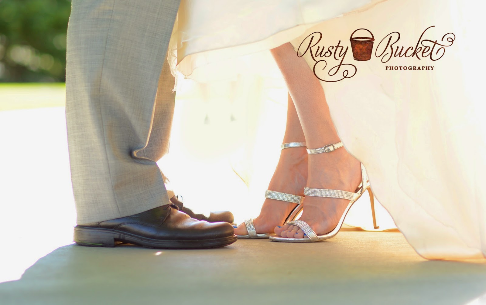 Rusty Bucket Photography: Beautiful day for a beautiful couple!