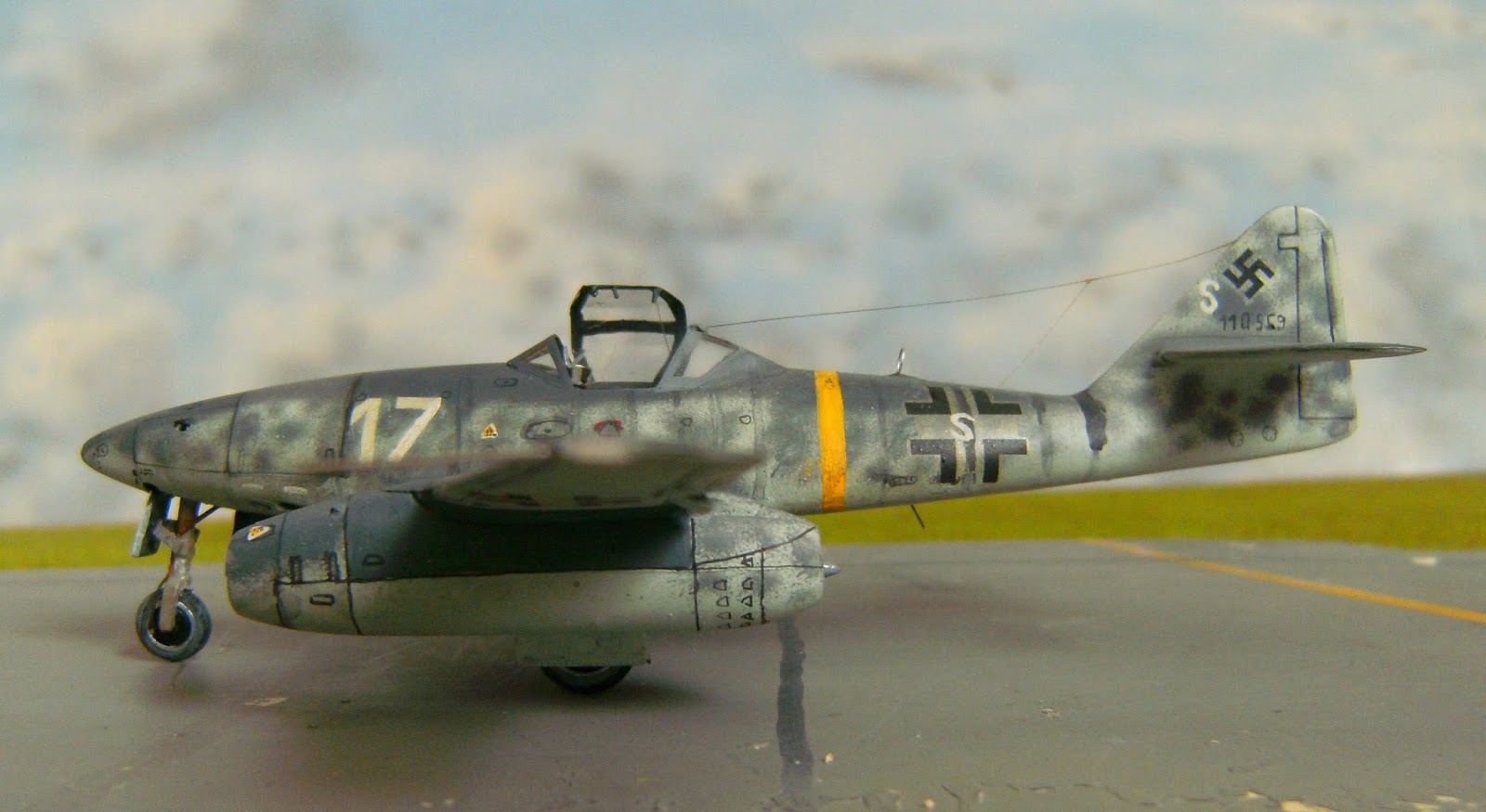 Happyscale-Modellbau: Messerschmitt Me 262 A-1A - Revell 1/72