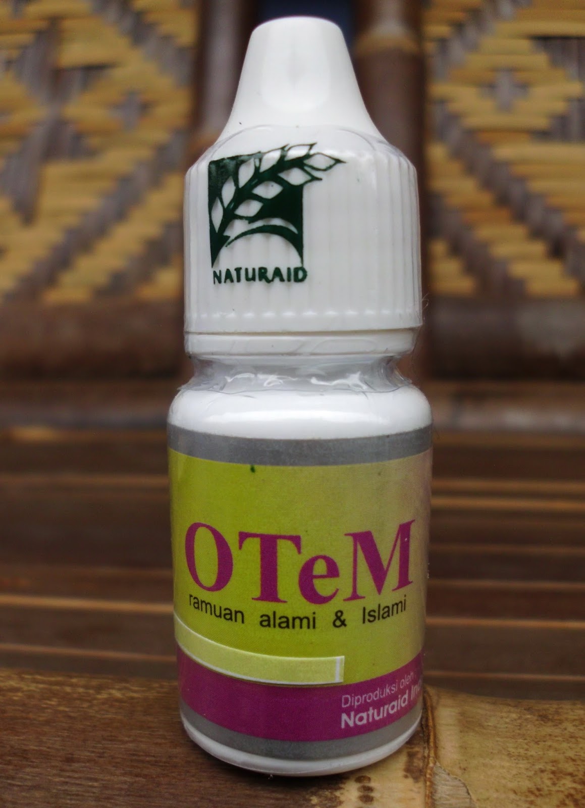 almishbah1431 | Toko Al Mishbah Jogja: OTEM (obat tetes mata)