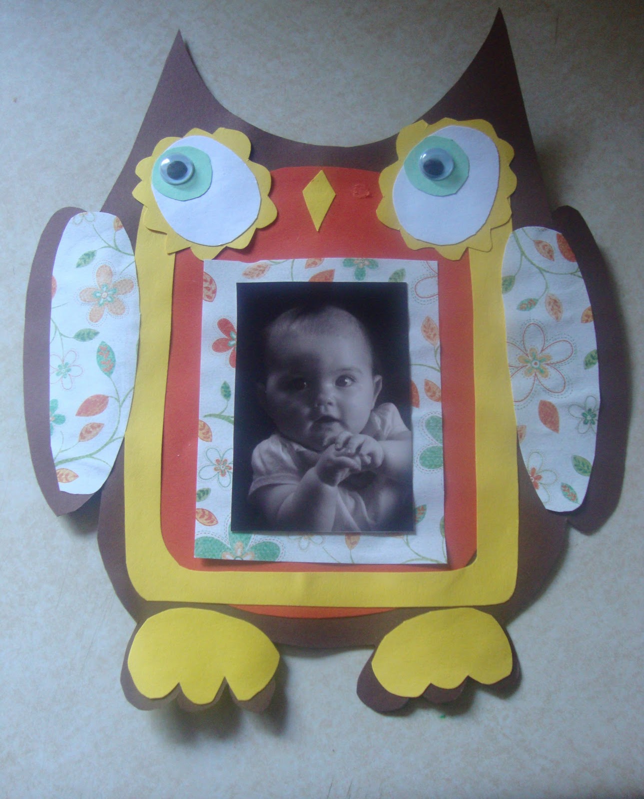 Only The Young: CRAFTY DAYS! Owl Photo Frame