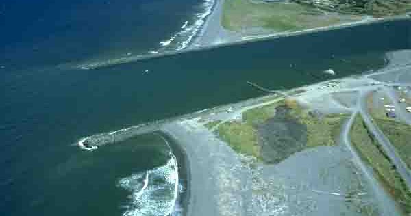 Pengertian Jetty dan Fungsi Dermaga Jetty Untuk Pantai - Materi Perkapalan