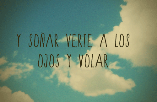 Amo lo tenaz que aun sobrevive en mis ojos.