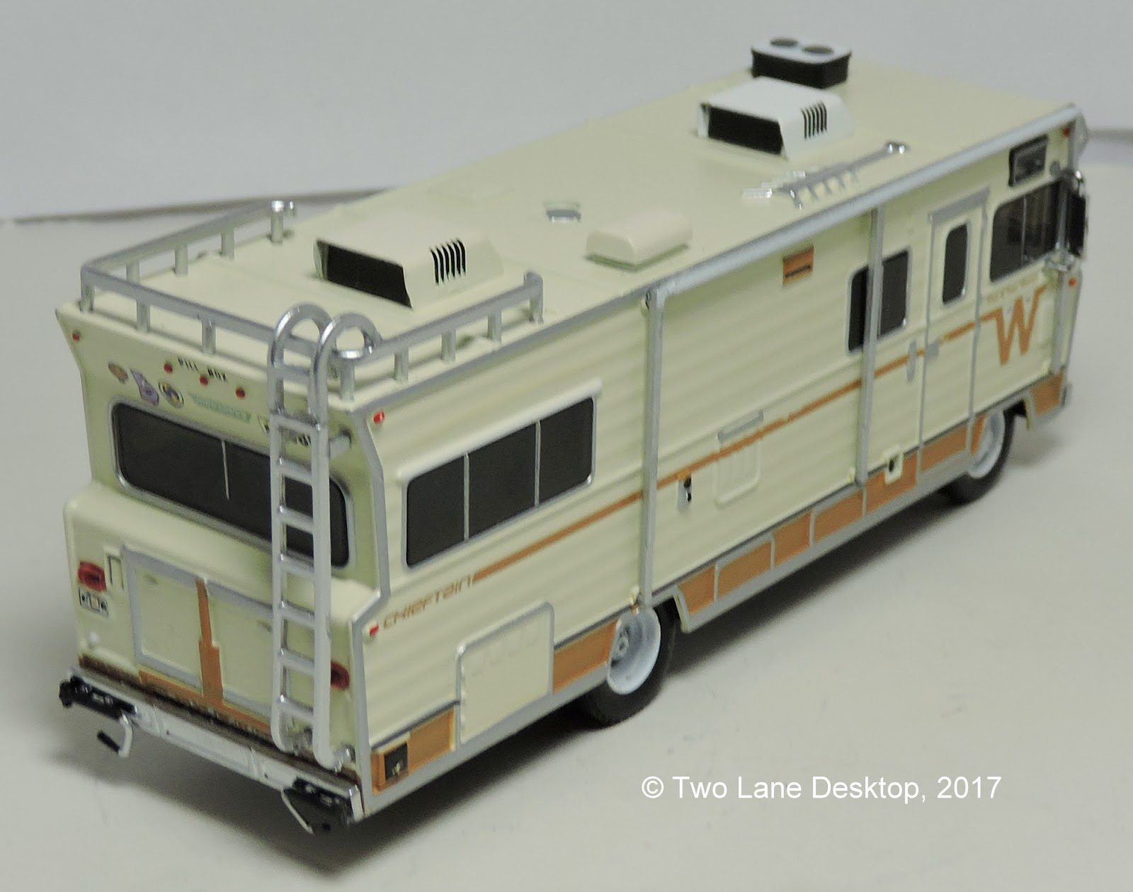 Greenlight 1973 Winnebago Chieftain