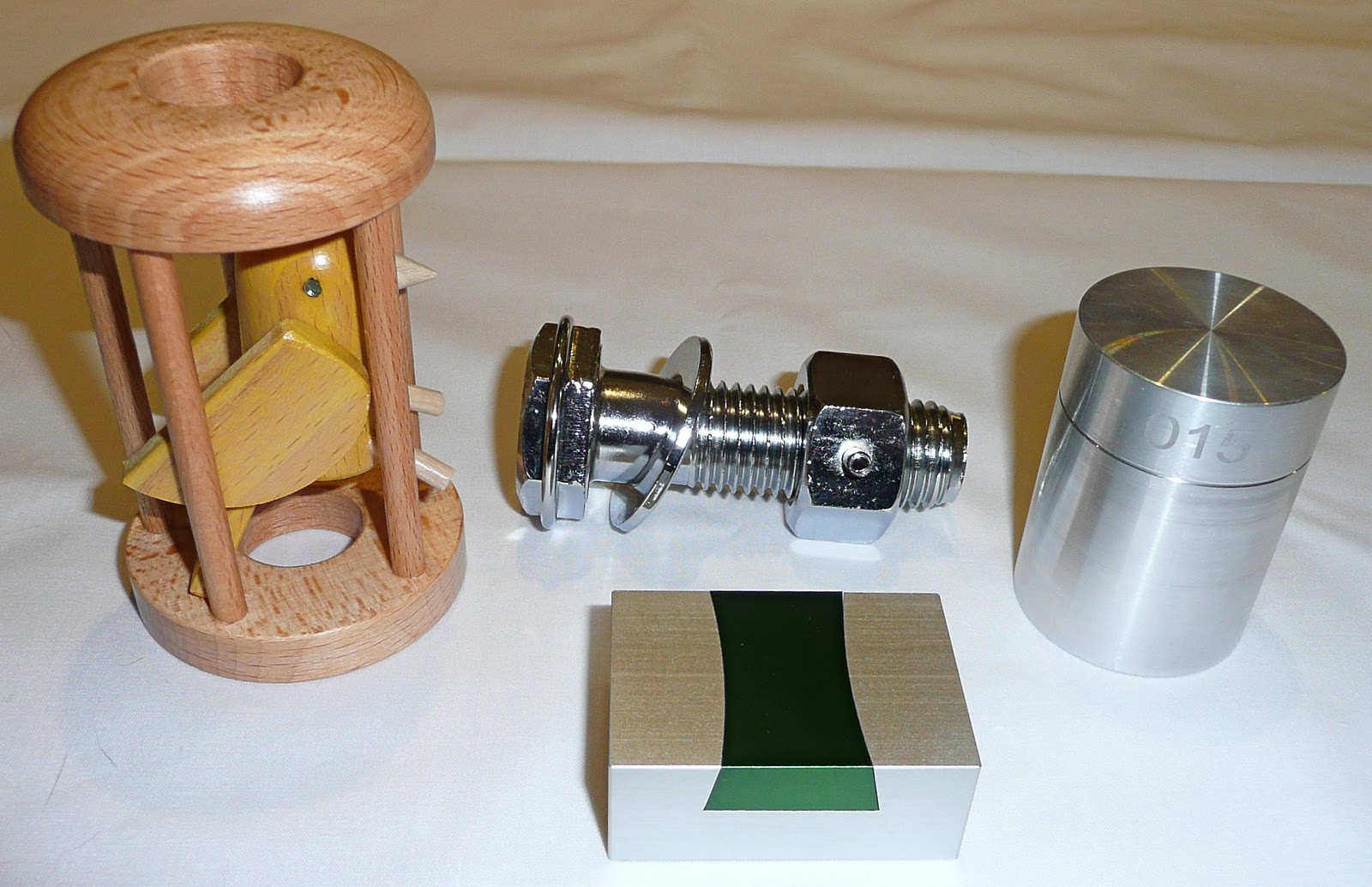 PuzzleMad: Time to rename Wil Strijbos - "The Puzzle Pusher"