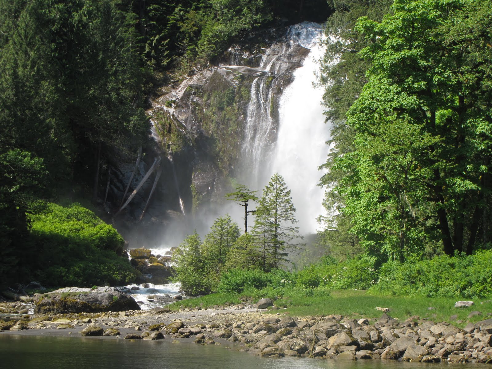2011 ABOUT TIME CRUISE: Chatterbox Falls princess Louisa