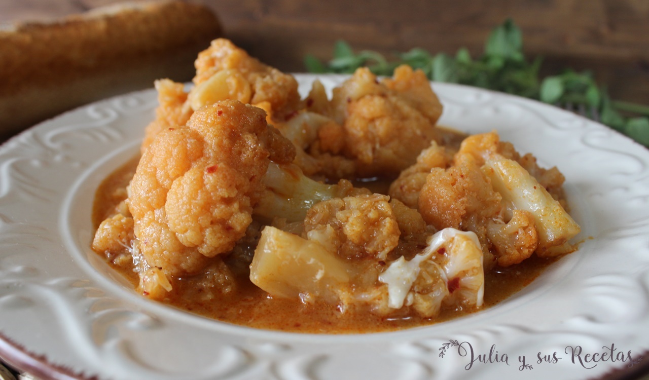 JULIA Y SUS RECETAS: Coliflor esparragada