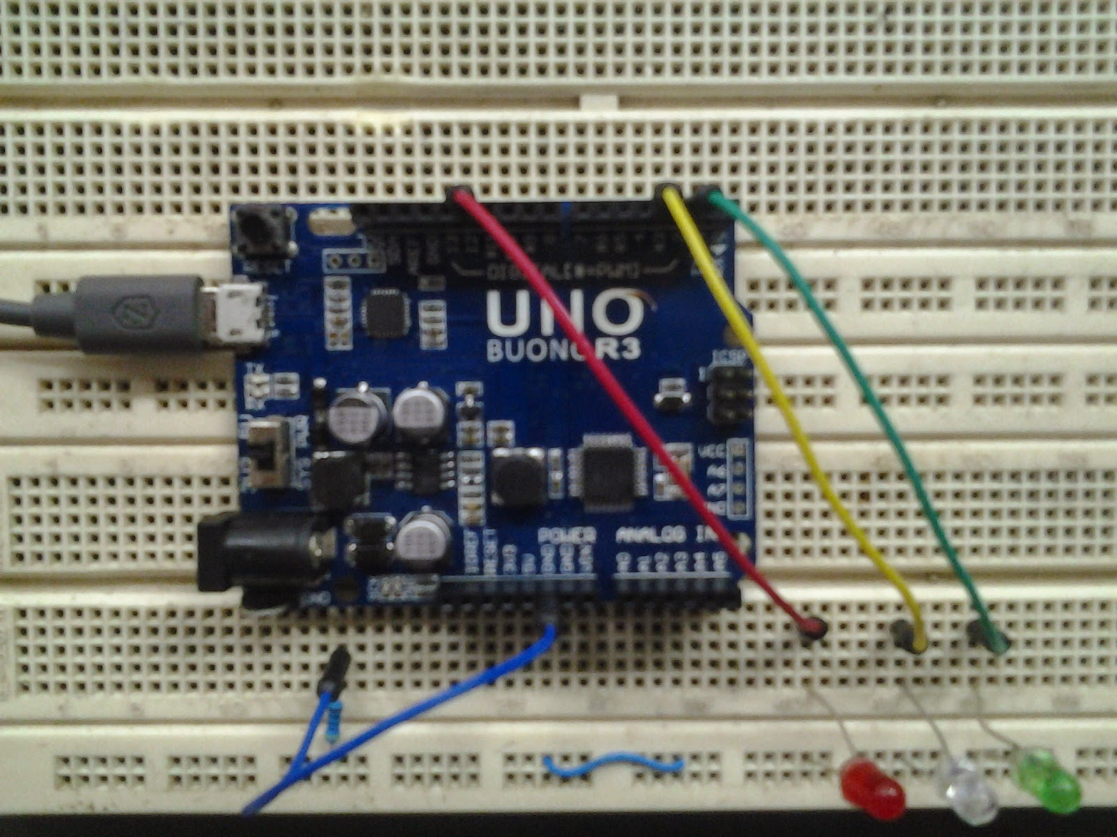 Programación de Sistema Embebidos: LABORATORIO FINAL 2014 SEMÁFORO ARDUINO