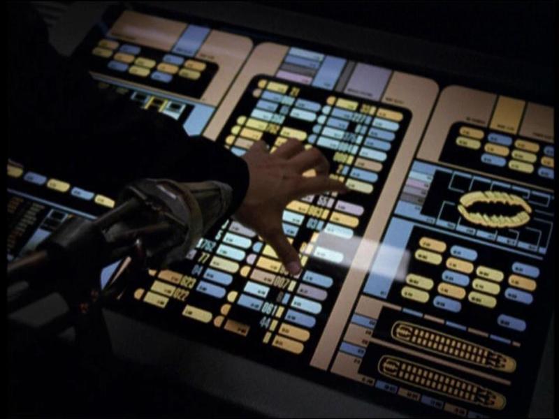 Star Trek Prop, Costume & Auction Authority: Star Trek: Voyager ...