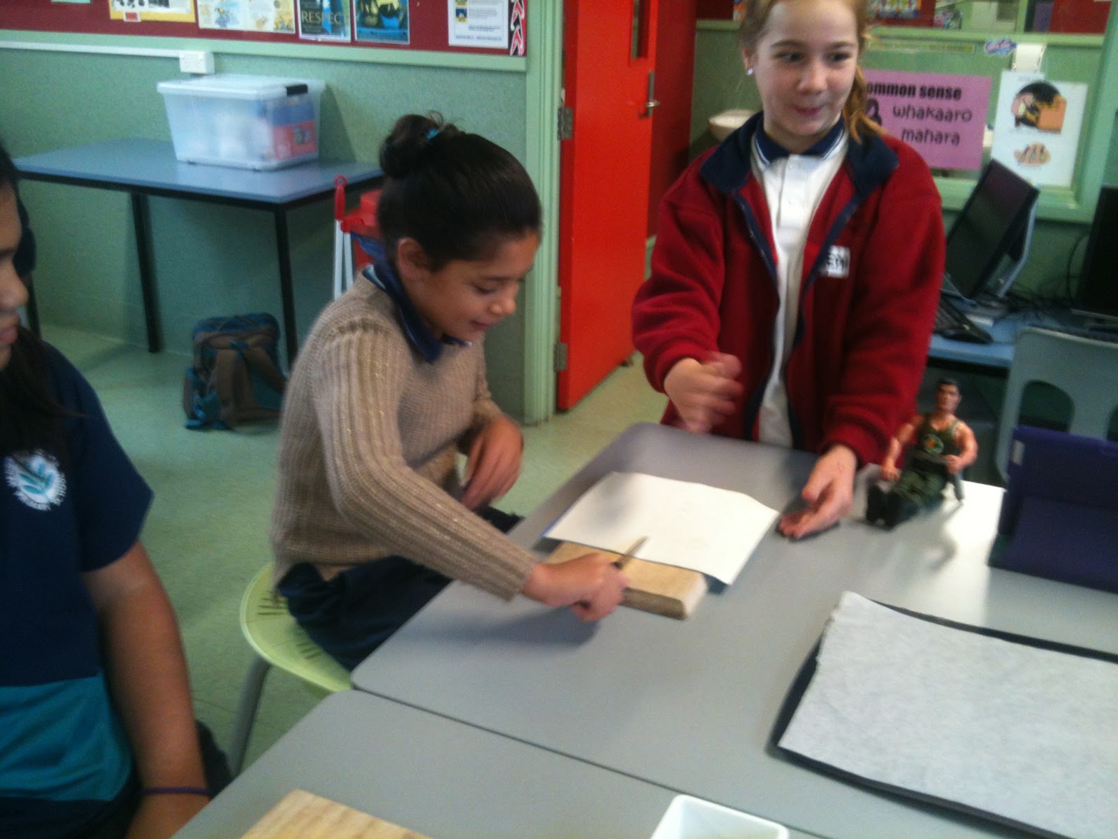 Room 1, Henderson North School: Year 6s visit Henderson Intermediate School